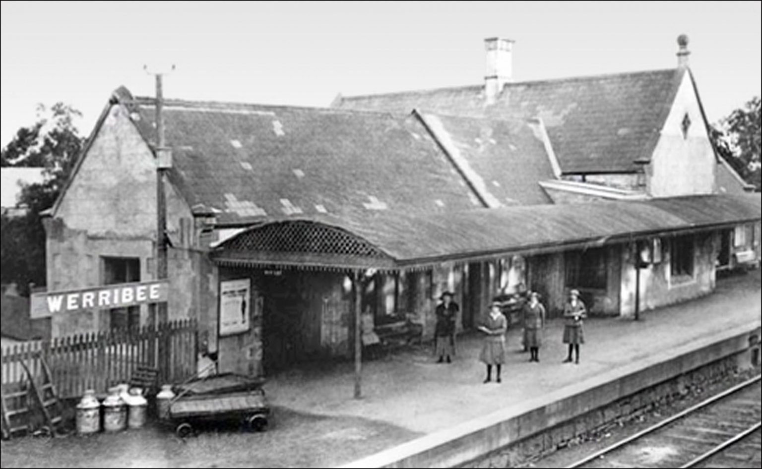 Engineers & Politicians Chapter One » Victorian Railways History